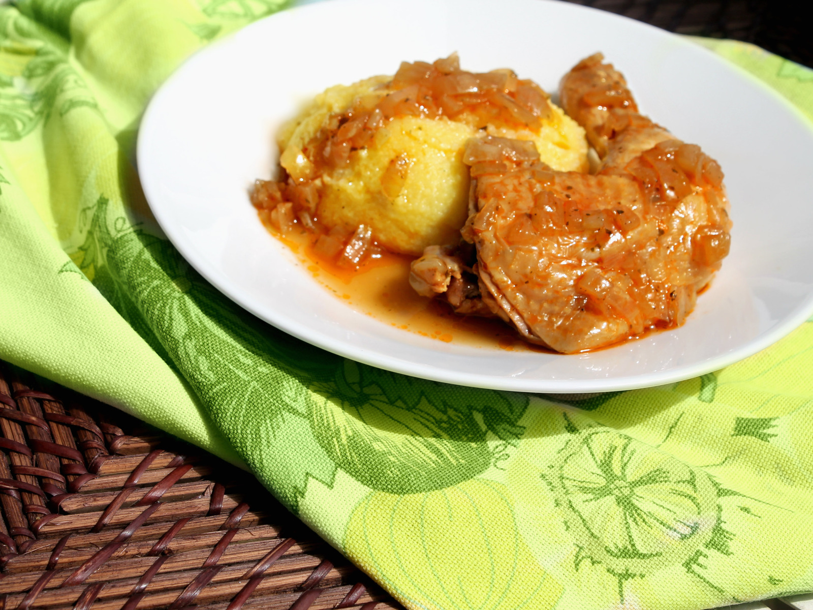 ''Kokoš na tingul'' - Coolinarika