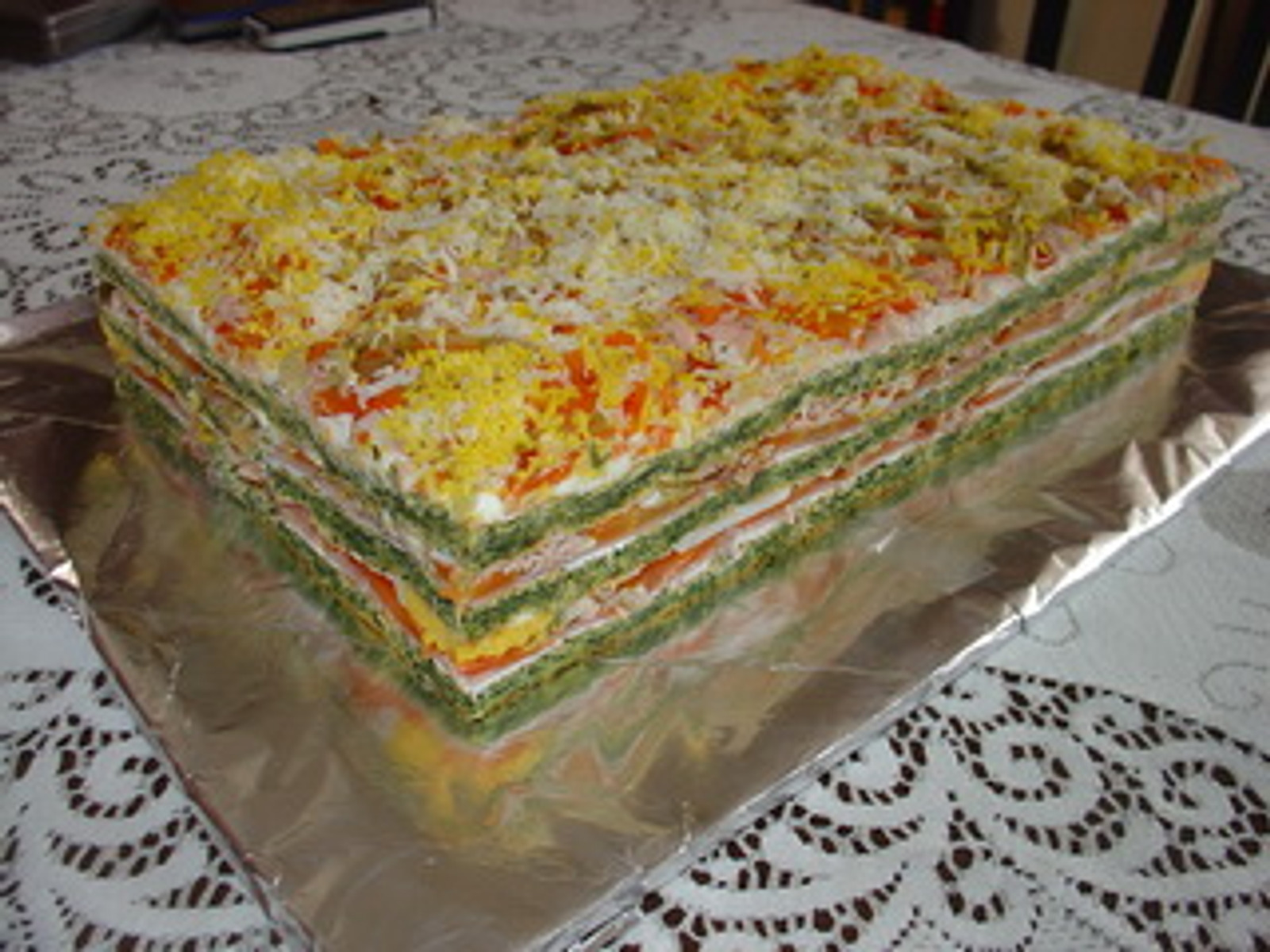 Šarena slana torta - Coolinarika
