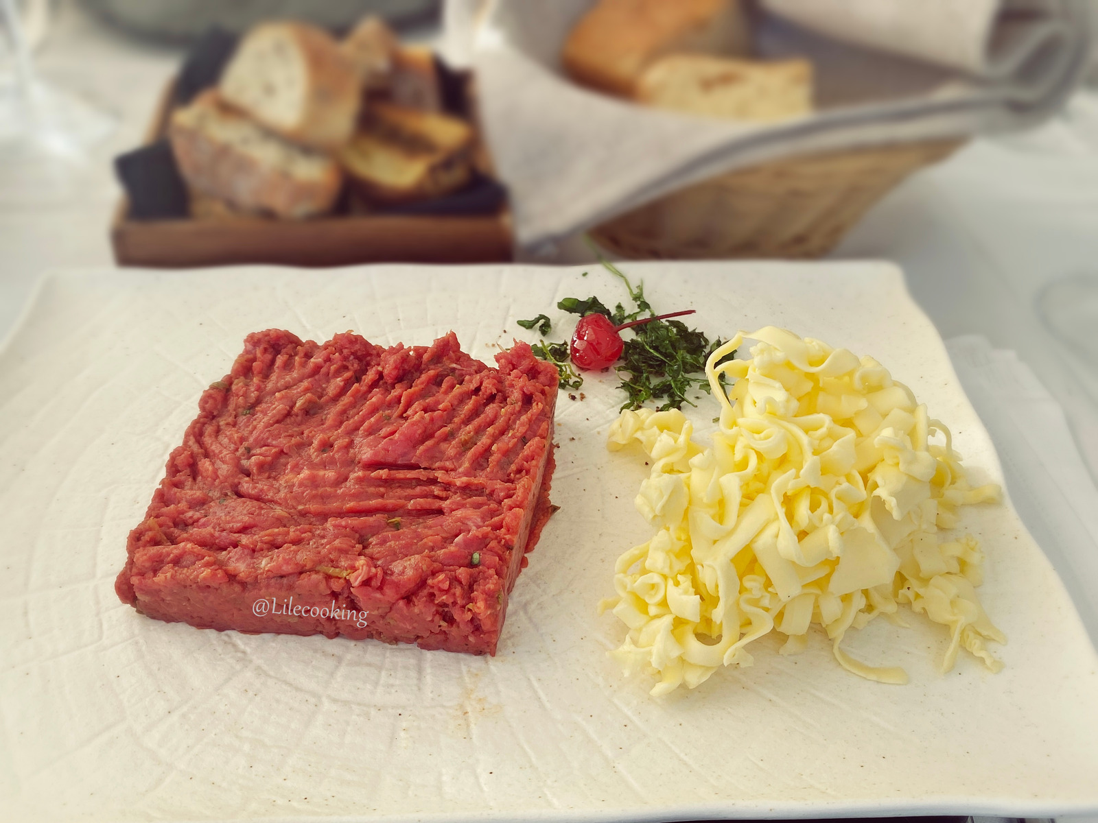 Tatarski (tartar) biftek - Coolinarika