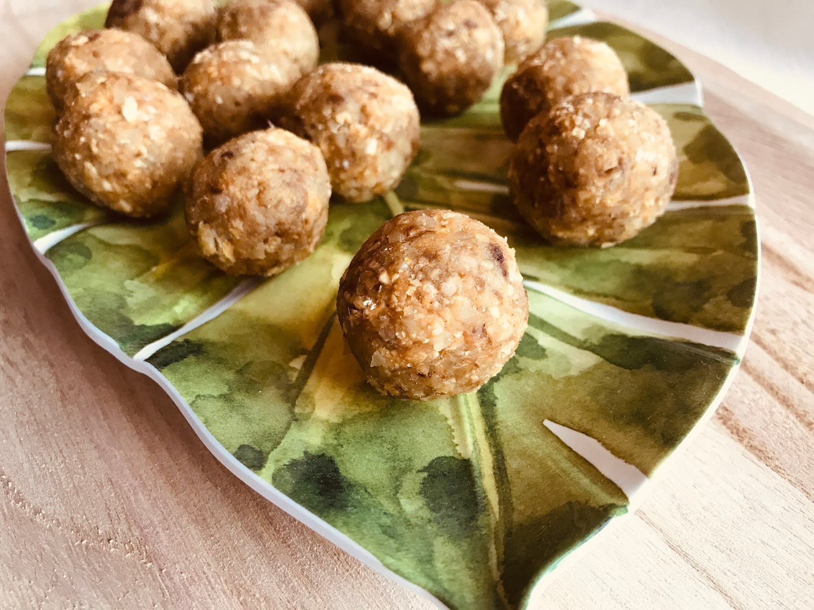 Zdrave kugle od datula - Coolinarika