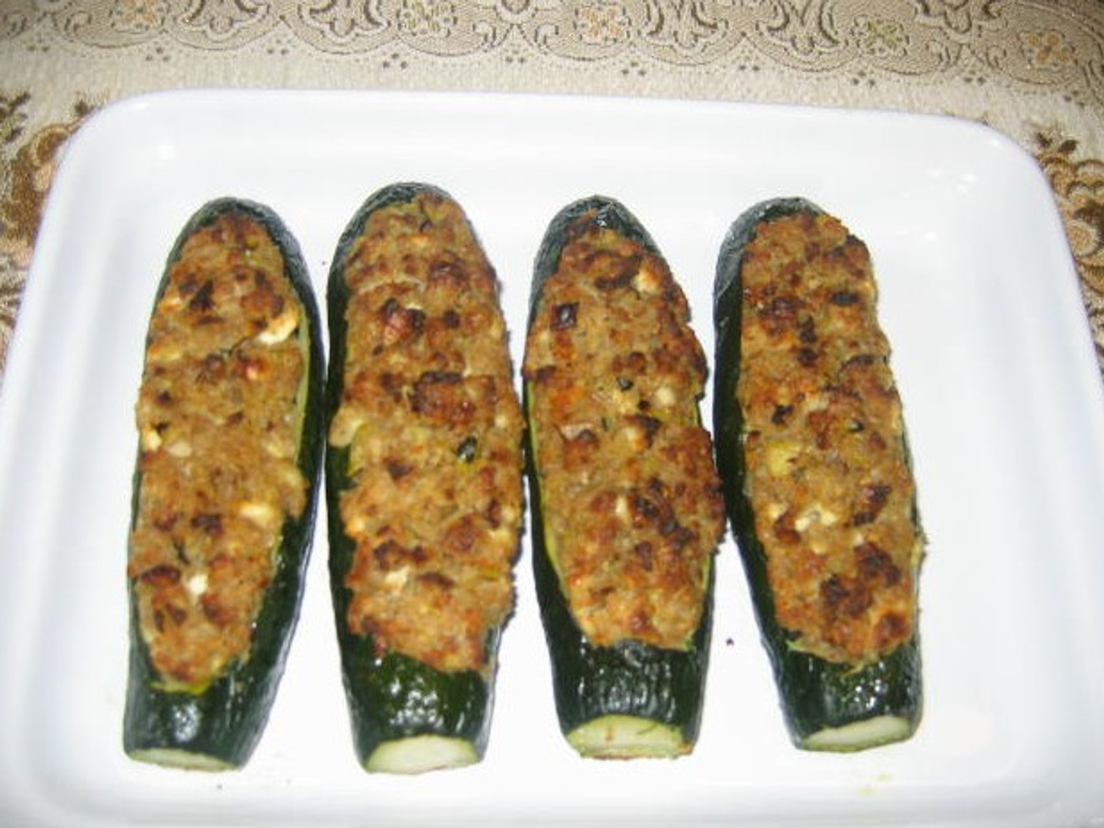 Tikvice filovane sa feta sirom - Coolinarika