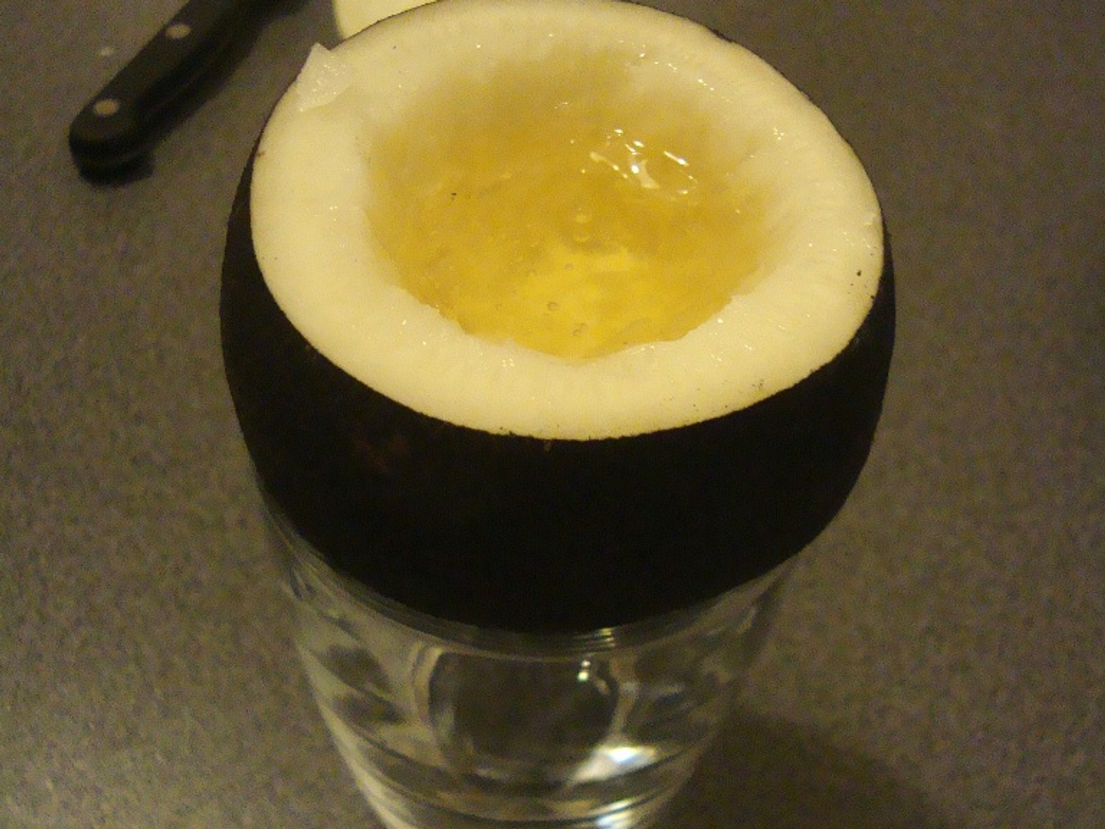 Crna rotkva i med - Coolinarika