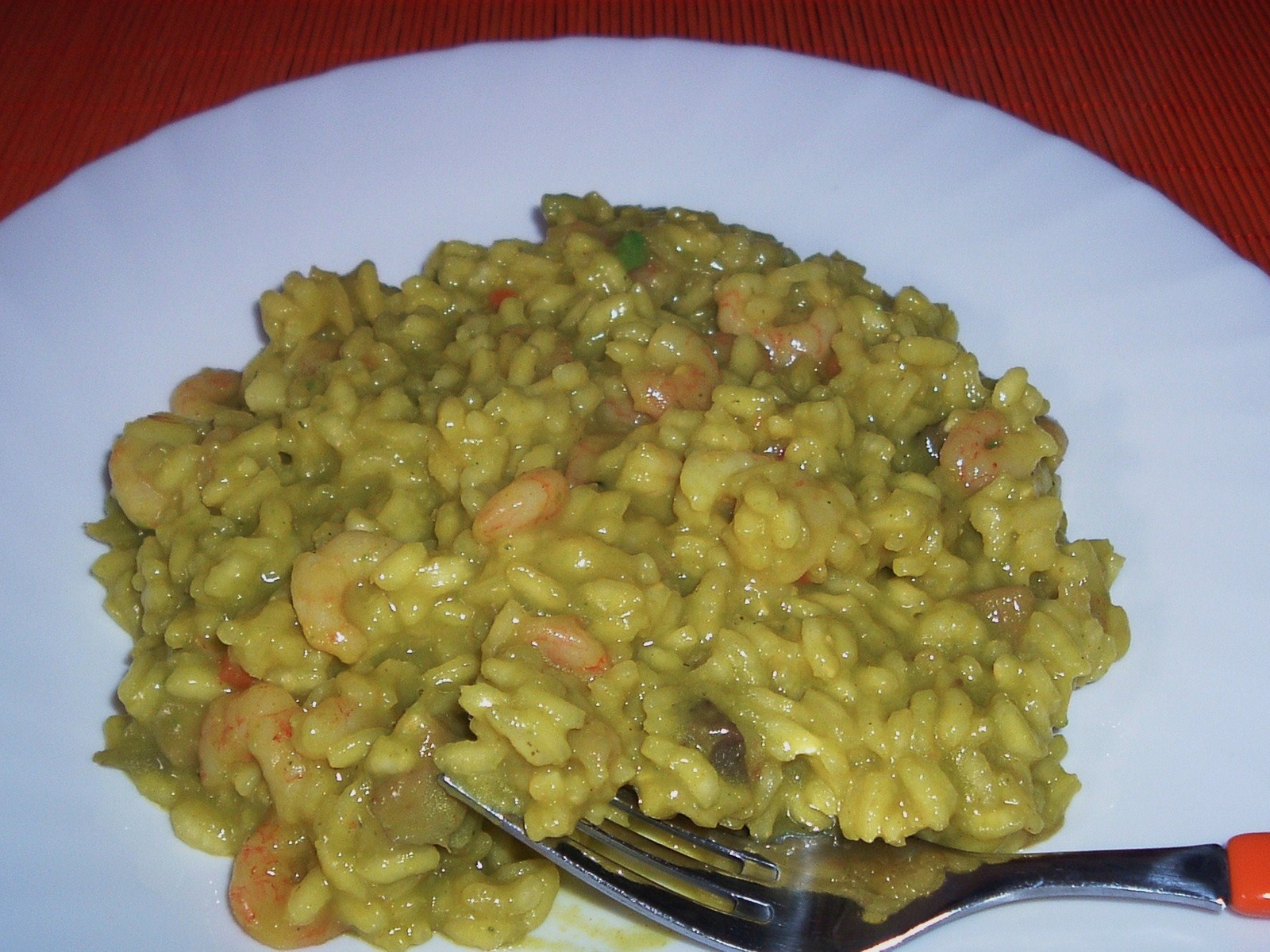 Rizot sa avokadom i kozicama - Coolinarika