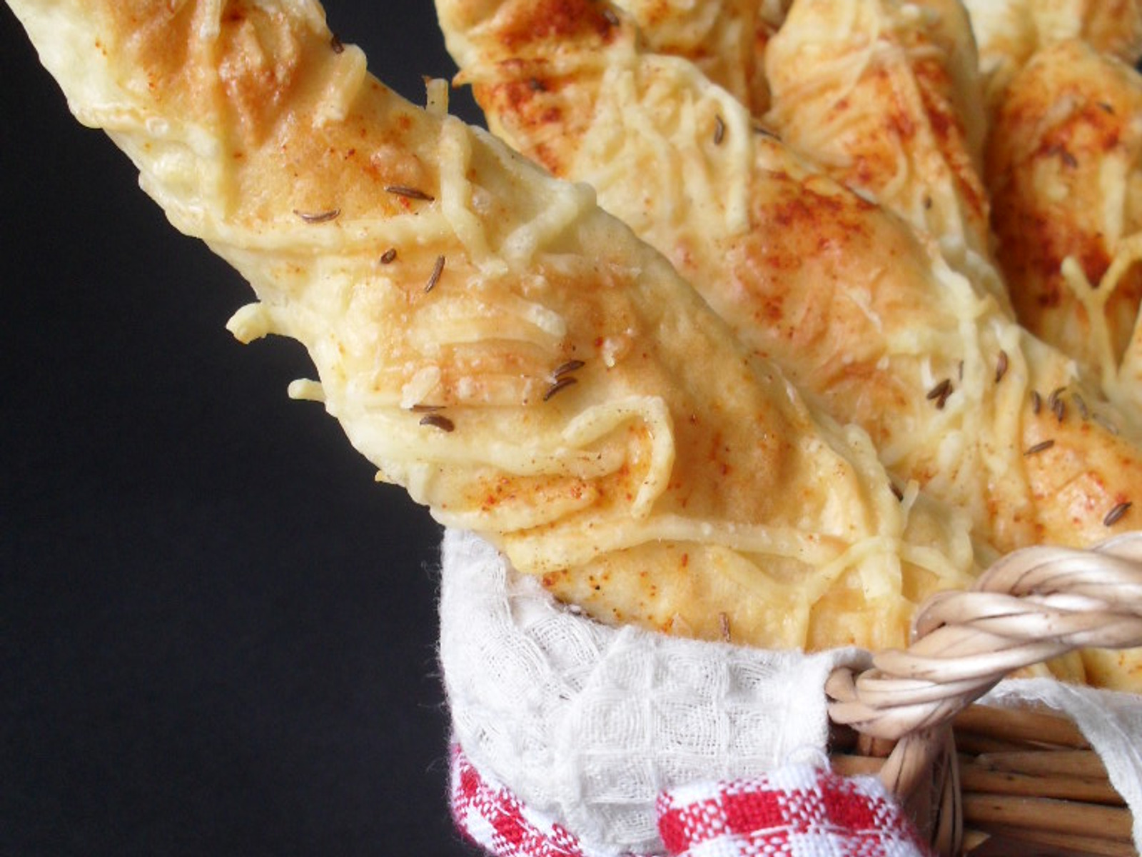 Brze Stangle sa Sirom - Coolinarika