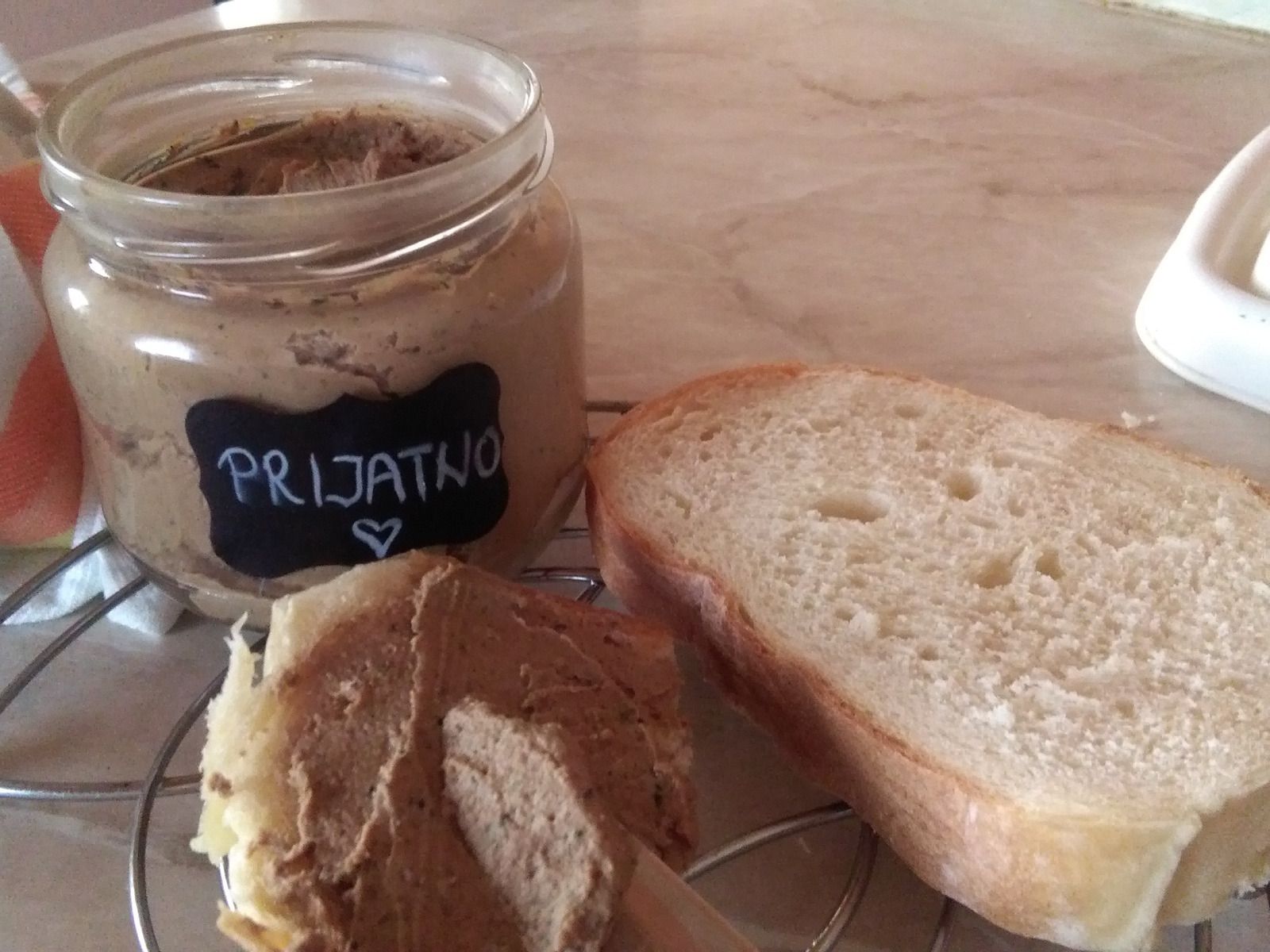 Domaca pasteta od pilece dzigerice - Coolinarika