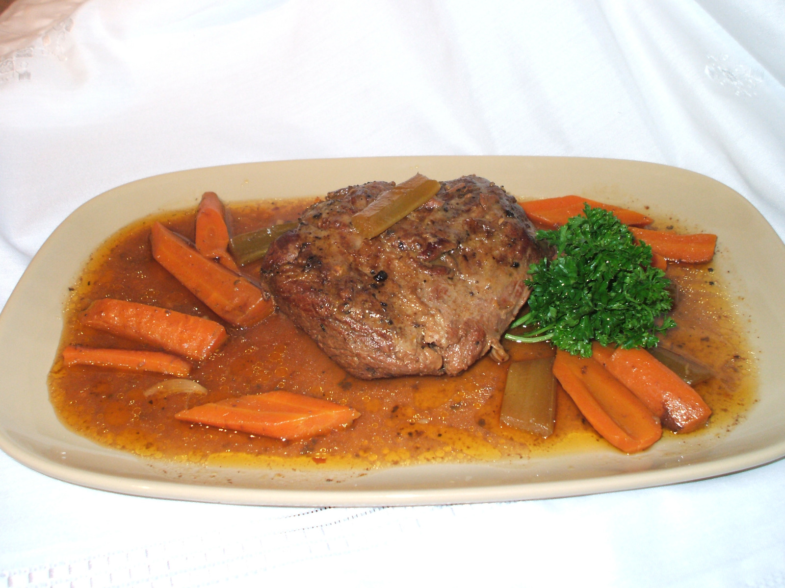 Junetina u slow cookeru (roast beef) - Coolinarika