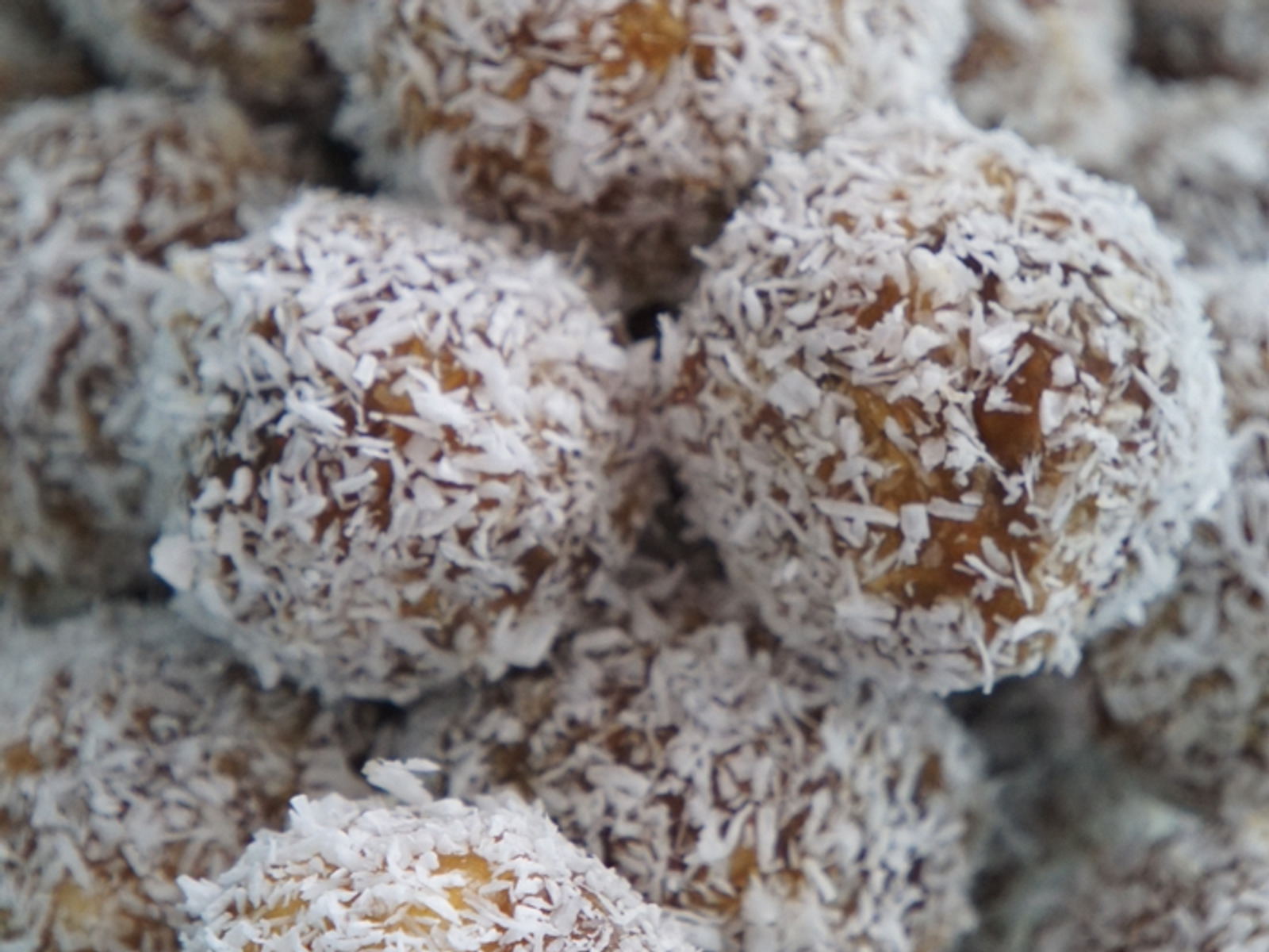 Bombice od hurmi / datula - Coolinarika