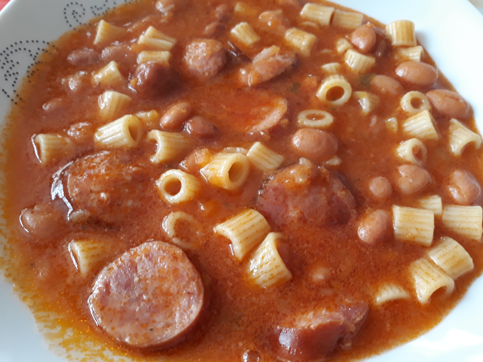 BRZI PAŠTA FAŽOL S KOBASICAMA - Coolinarika