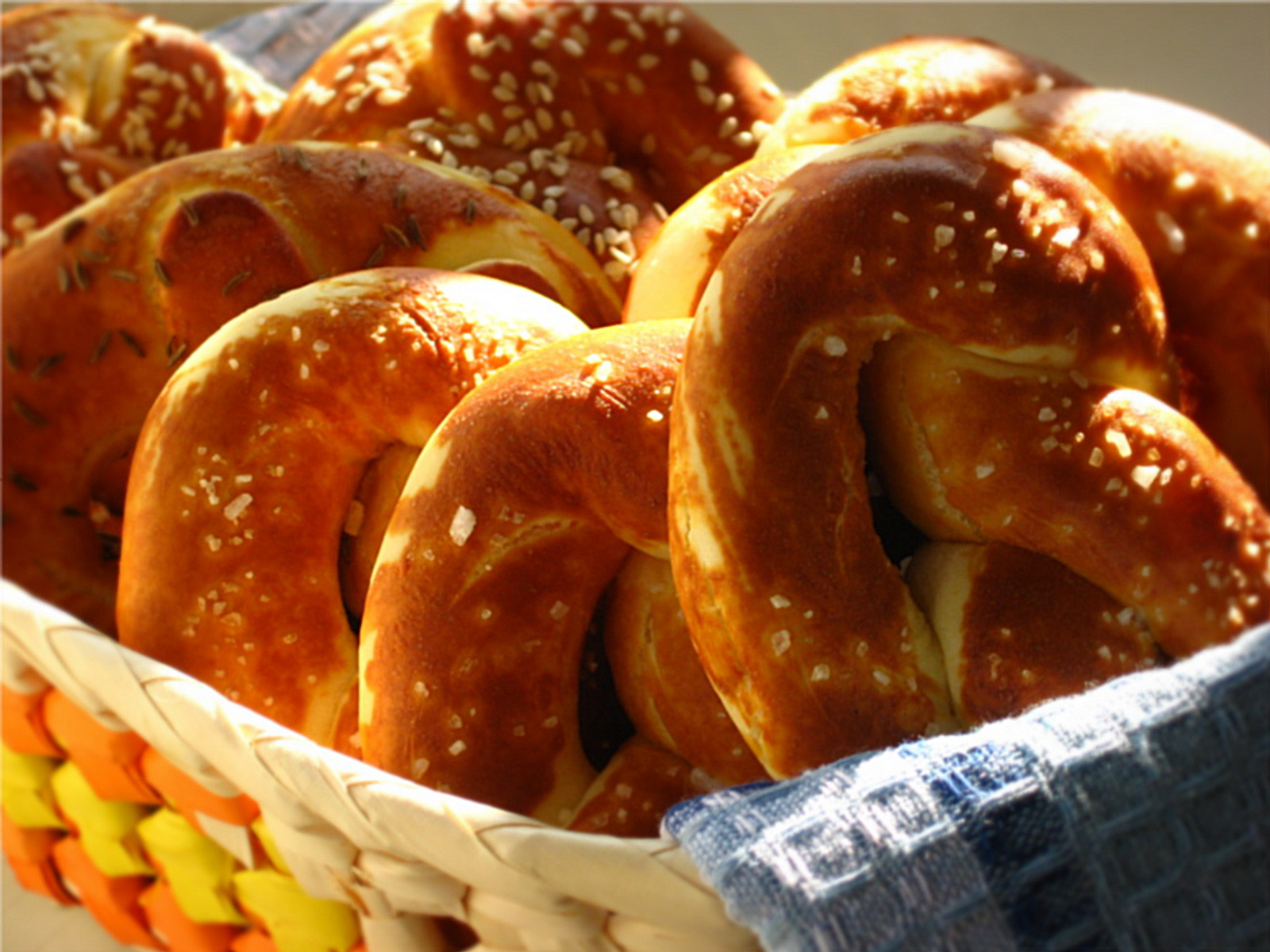 Domace Bavarske perece - Coolinarika