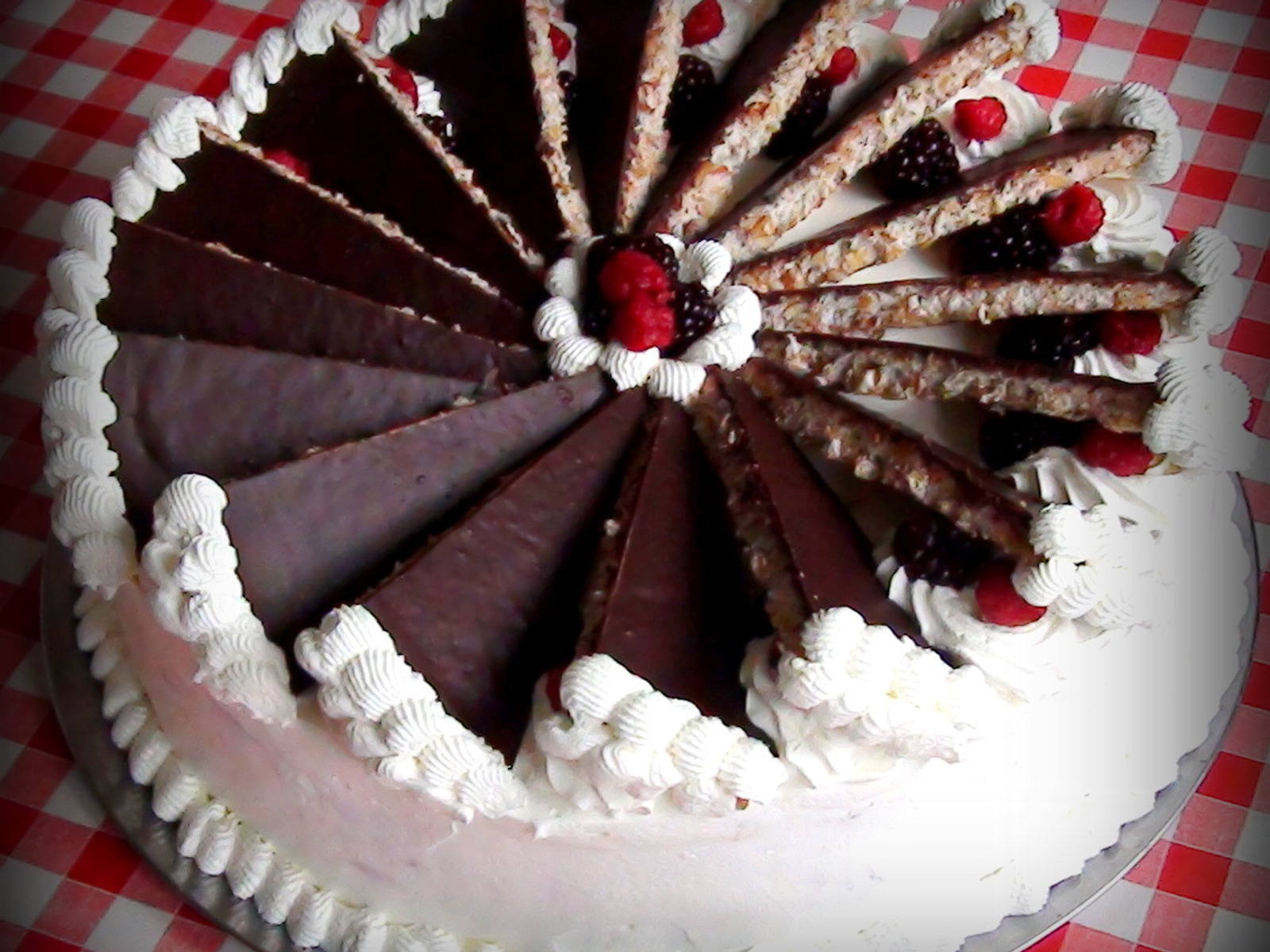 Torta lepeza sa voćem i ABC sirom - Coolinarika