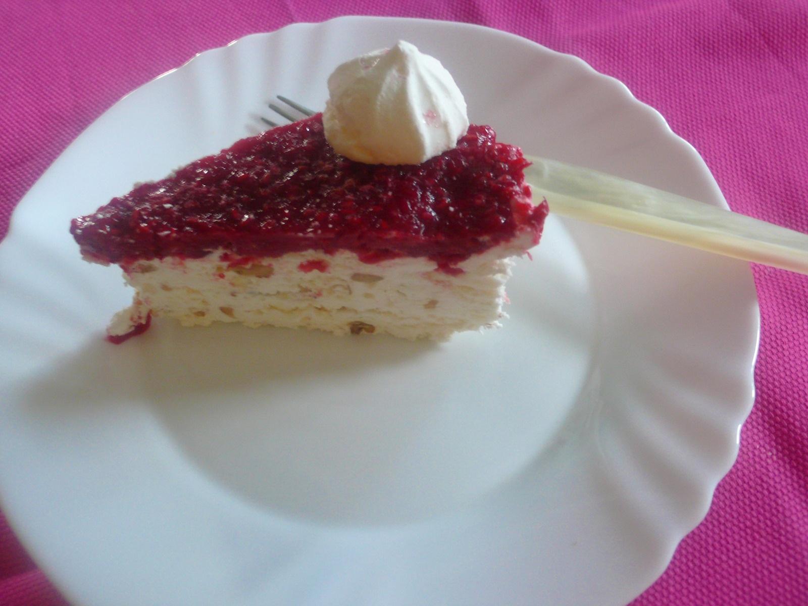 Ledena torta sa puslicama - Coolinarika