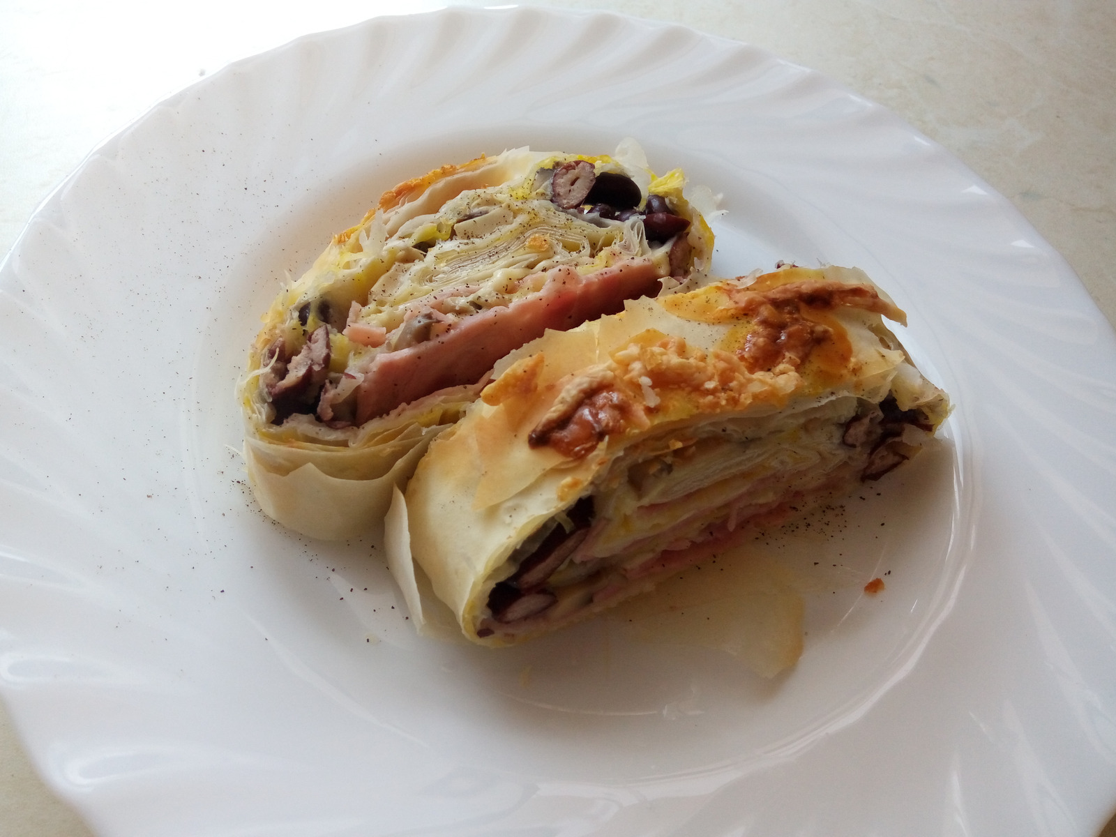 Brzo & fino slana rolada - Coolinarika