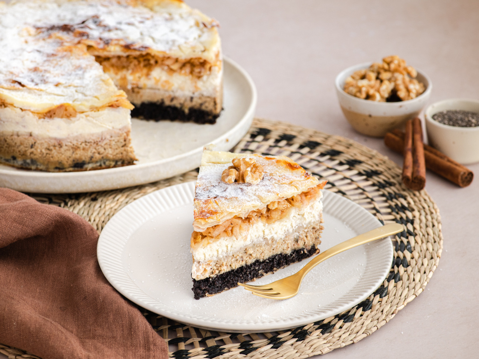 Međimurska gibanica kao torta - Coolinarika