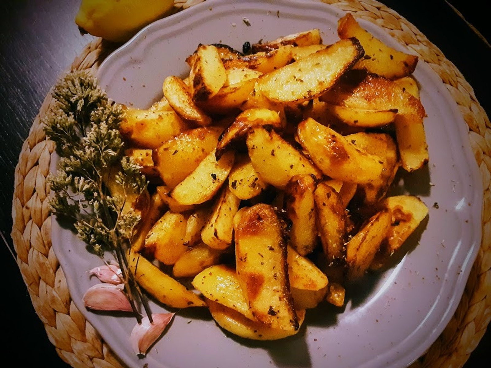 PECENI KROMPIR SA LIMUNOM - Coolinarika