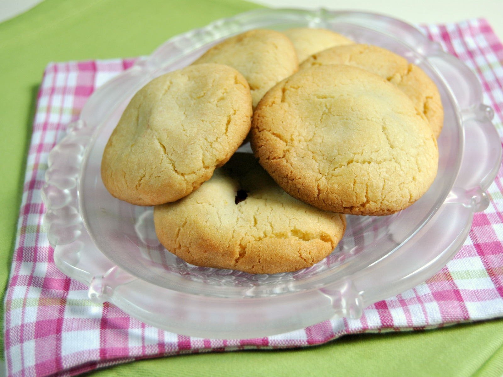 keksici-maline-bijela-coksa - Coolinarika