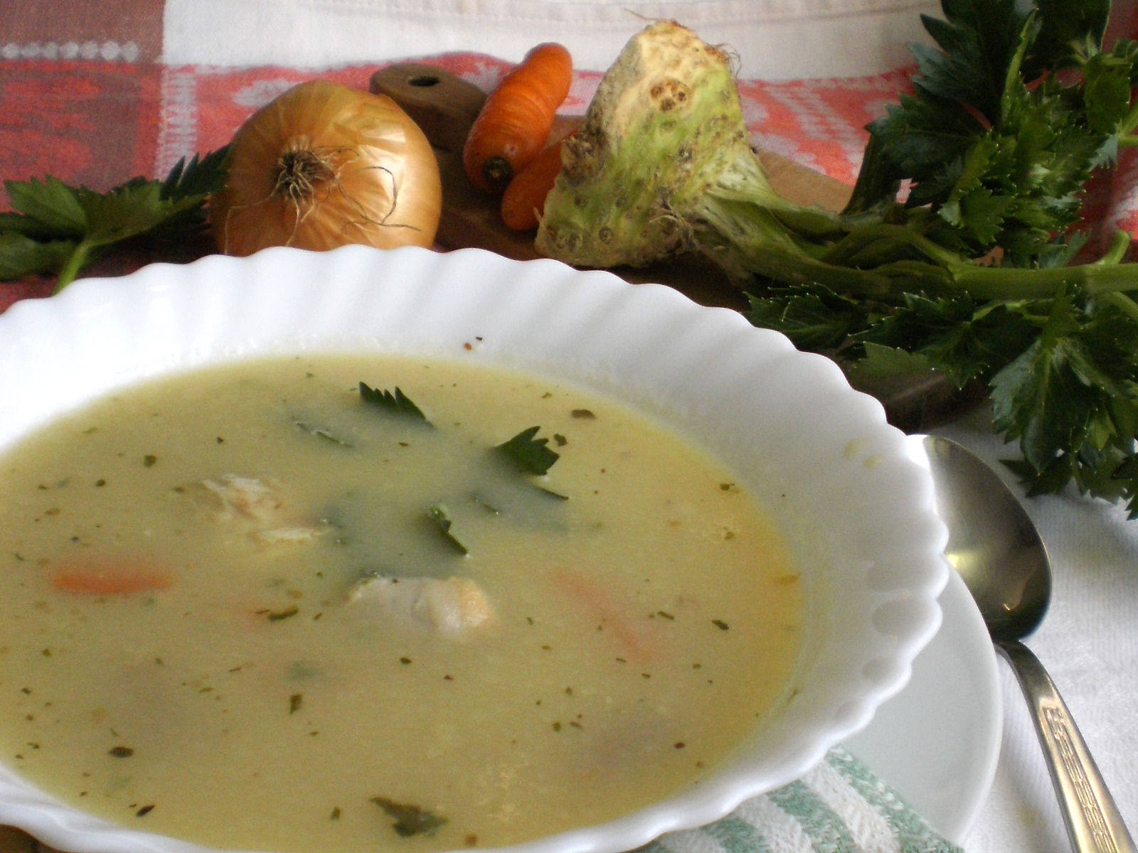 Bela pileća čorbica - Coolinarika