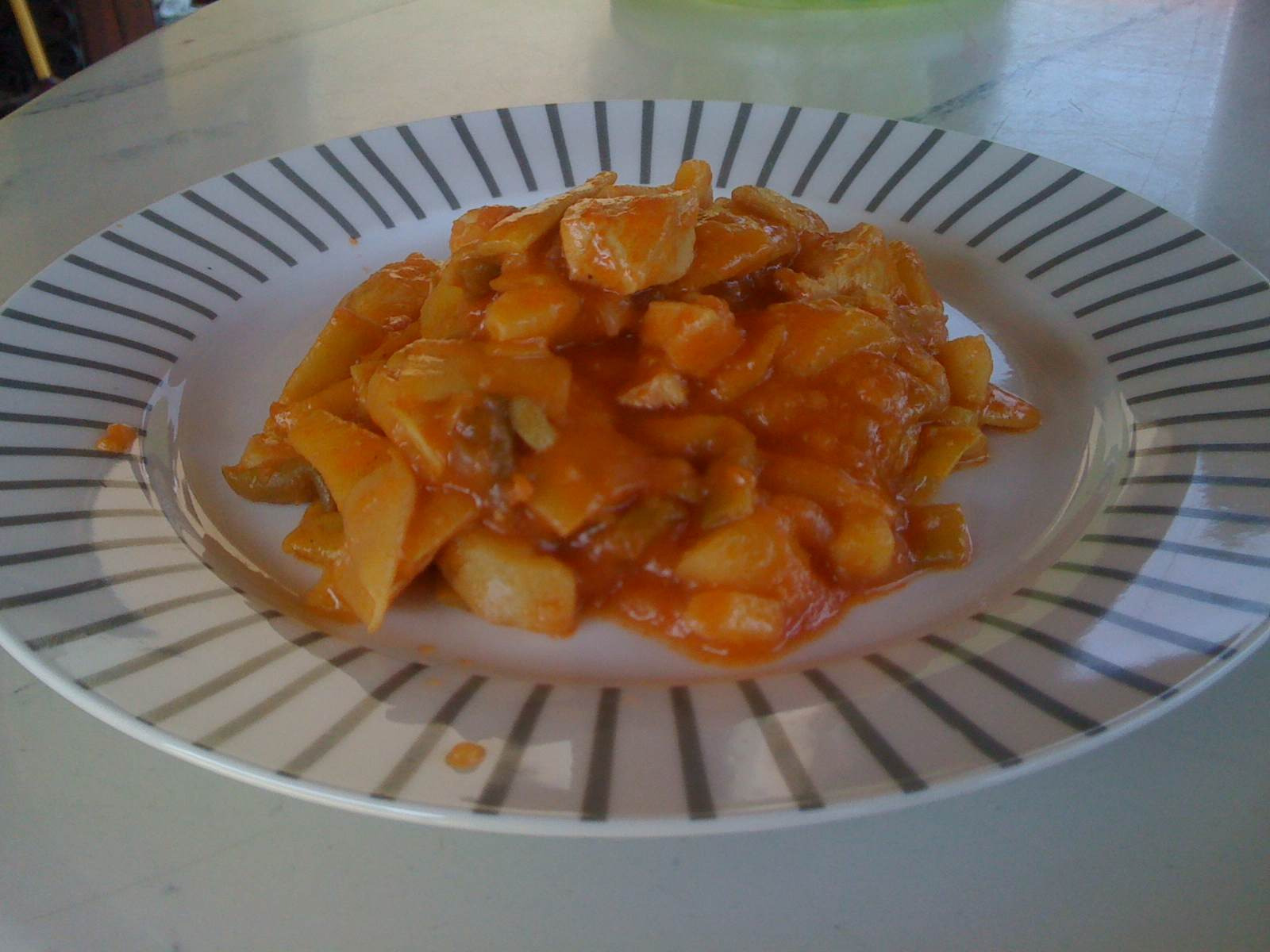 Dinstane široke mahune sa piletinom - Coolinarika