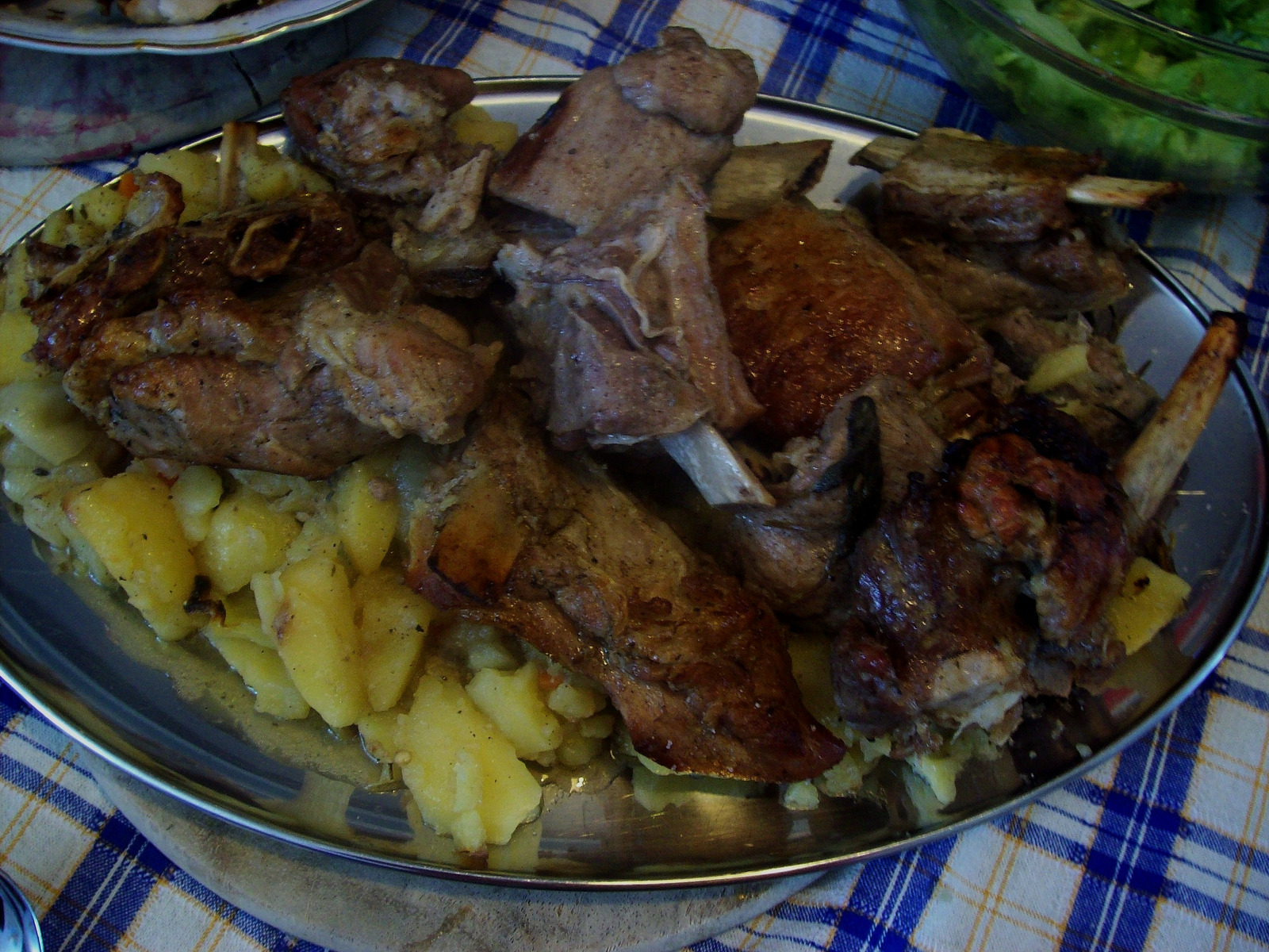 Teleća peka/dalmatinska peka - Coolinarika