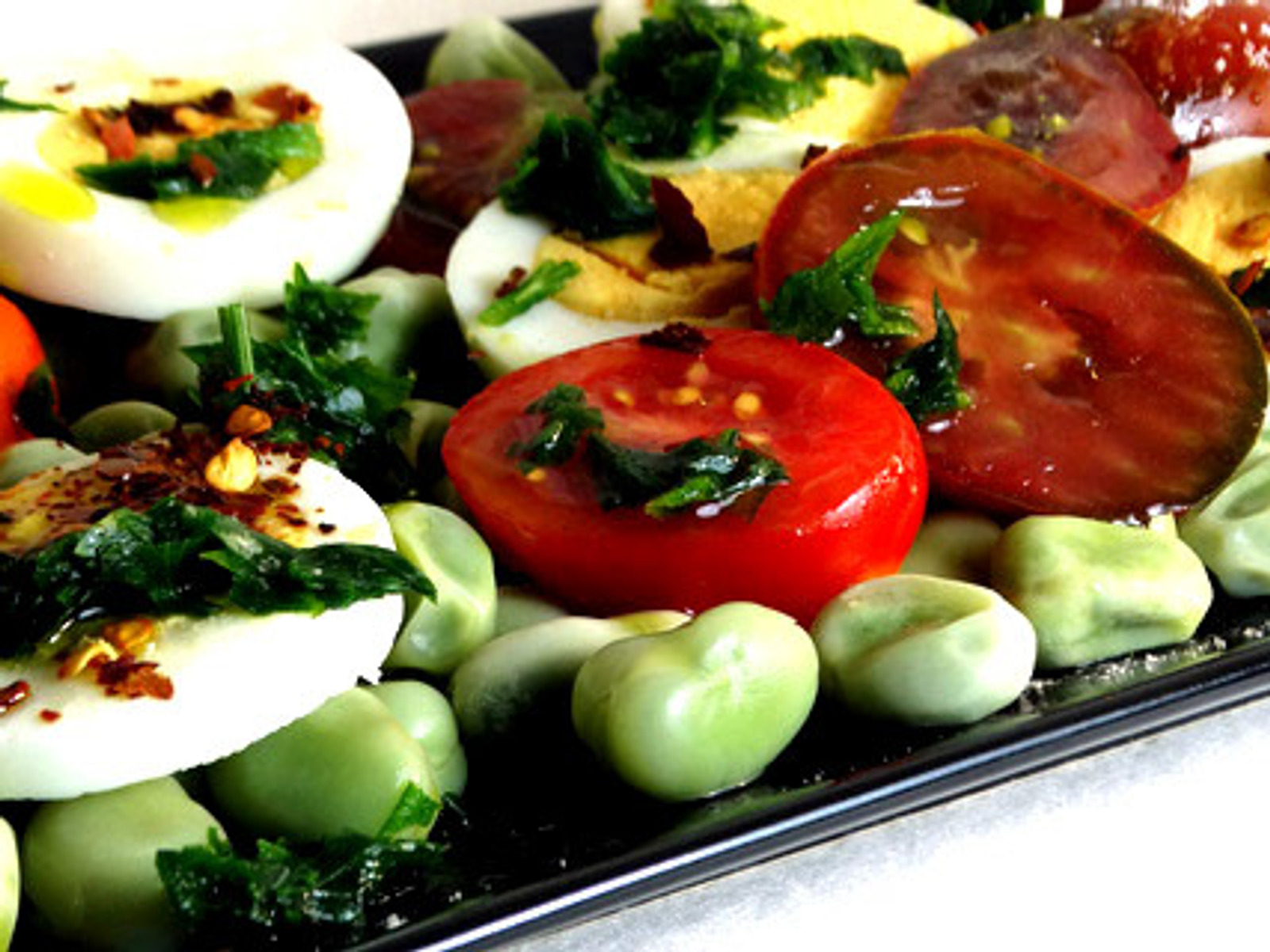 * Jaja, bob i rajčica na salatu ... 410 kcal - Coolinarika