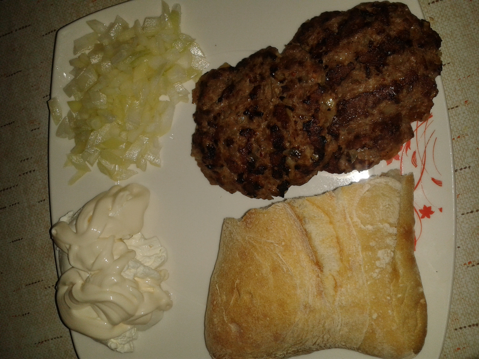 Gurmanska pljeskavica "024" - Coolinarika