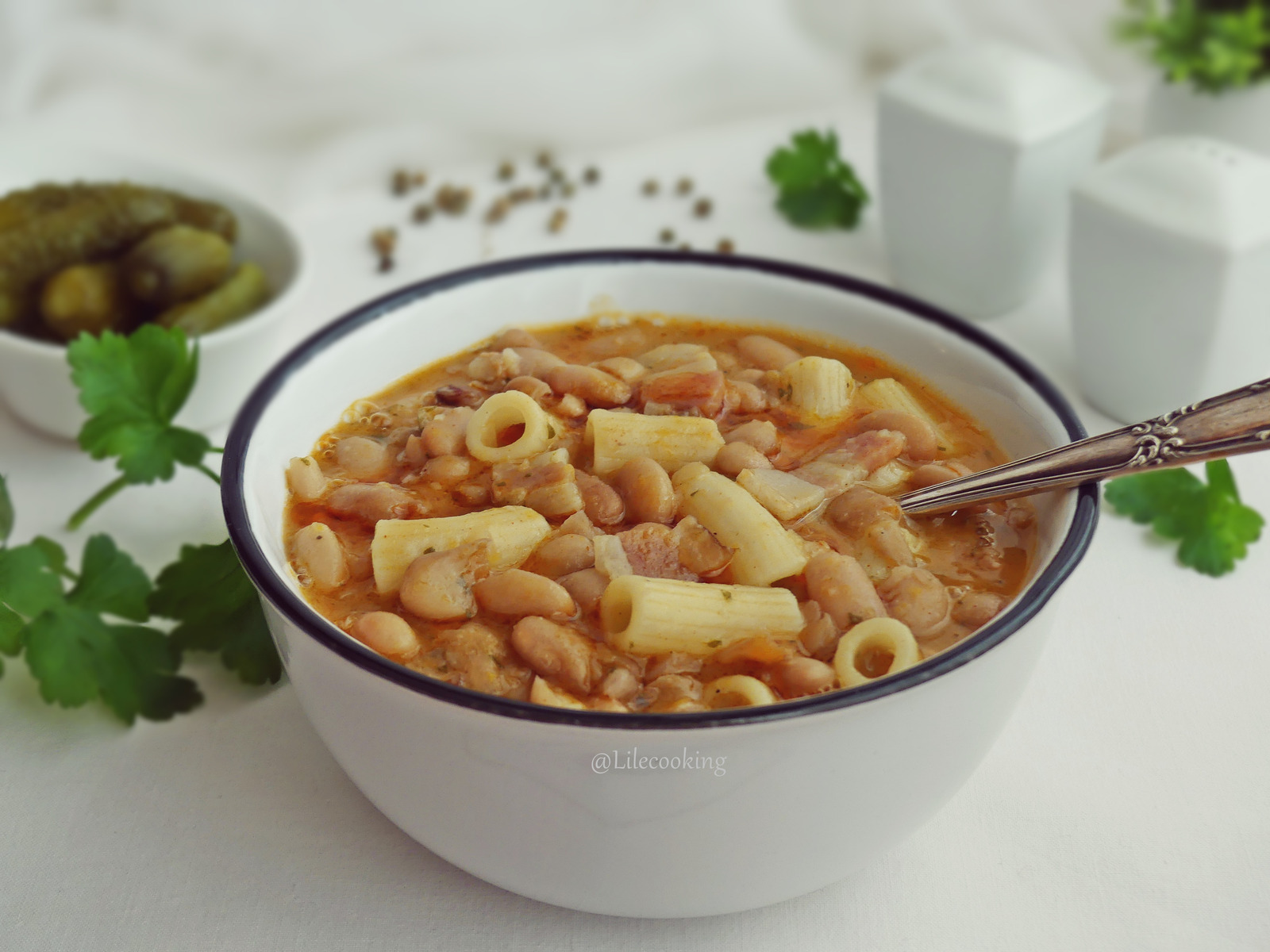 Pašta fažol (grah sa suhim mesom) - Coolinarika