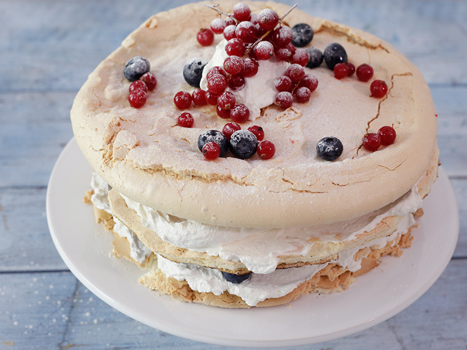 Pavlova torta - Coolinarika