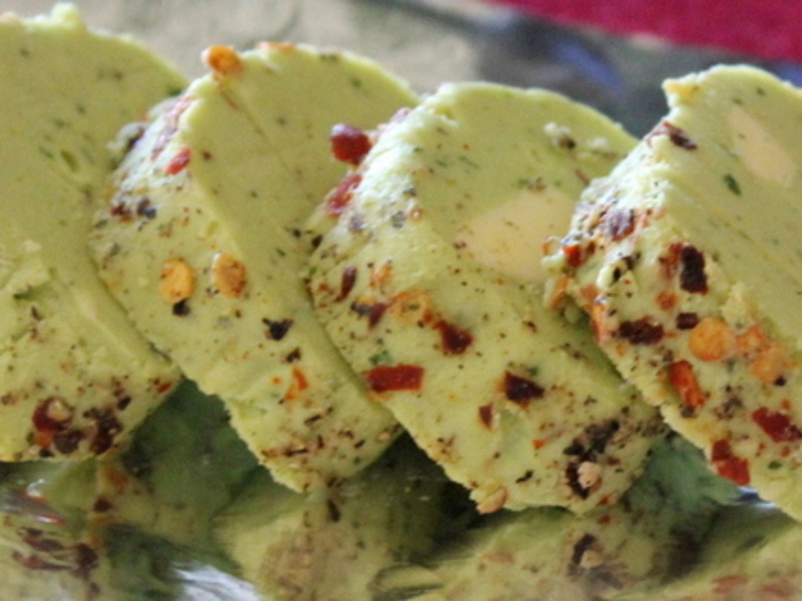 Maslac s Avocadom (prilog & zacin) - Coolinarika