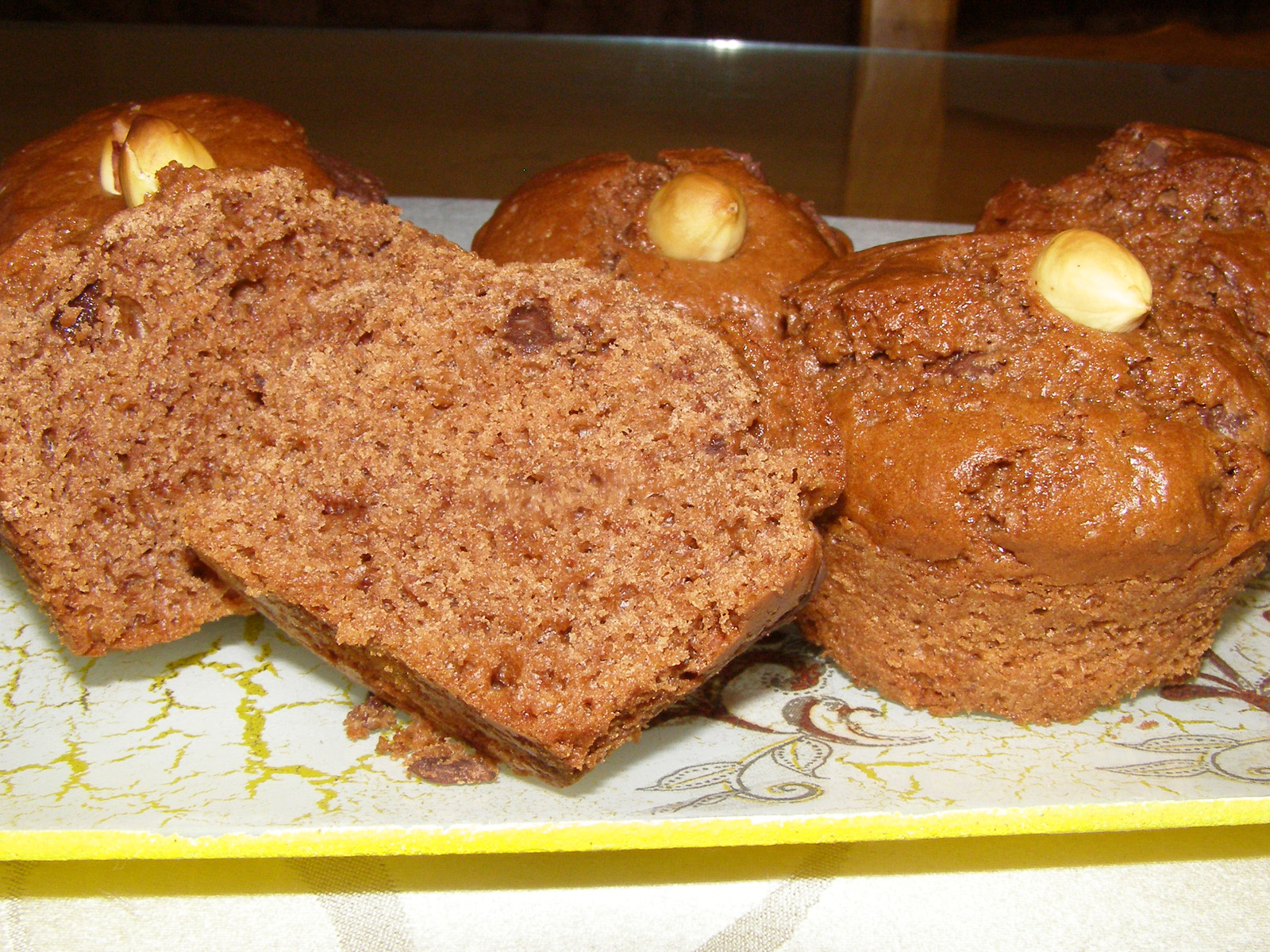 Čokoladni muffini s lješnjacima - Coolinarika