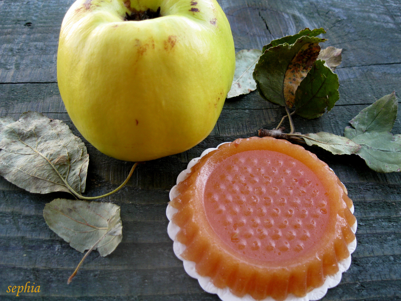 Sir od dunja - Quittenkase¸ - Coolinarika