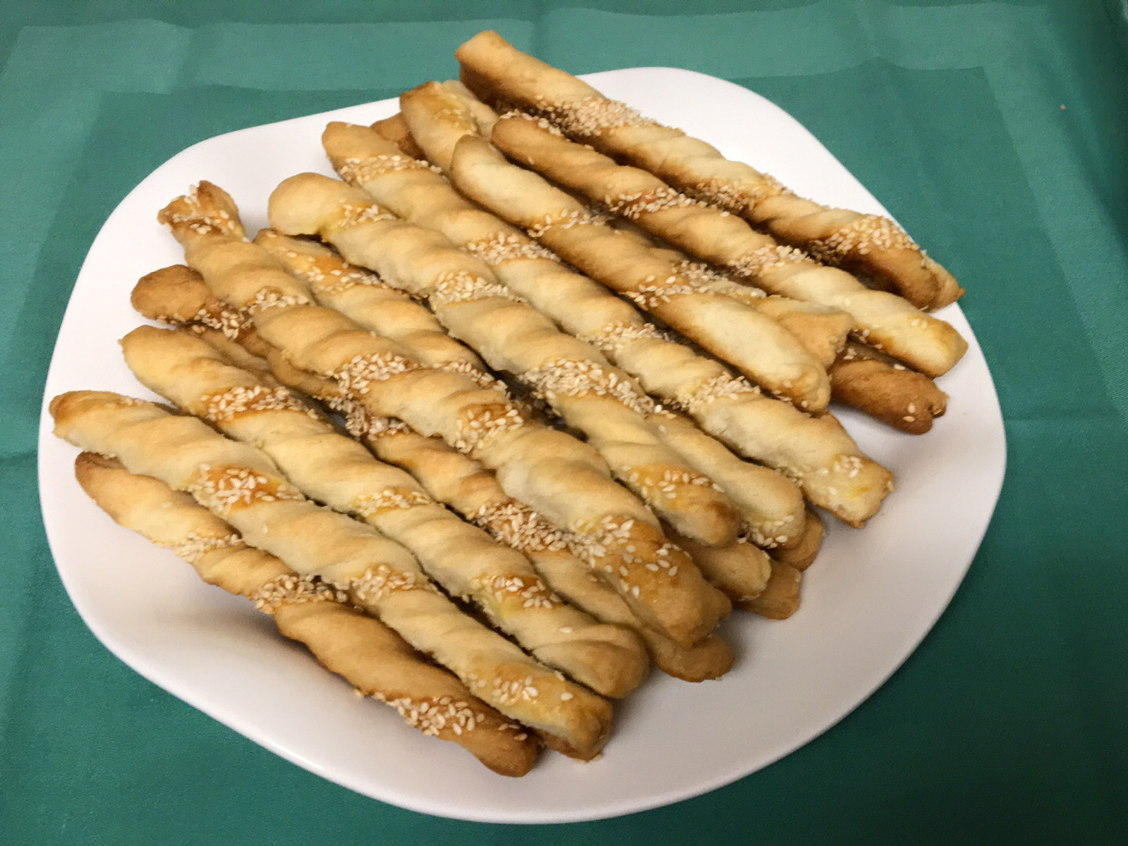 Najbrži slani štapići sa belim vinom - Coolinarika