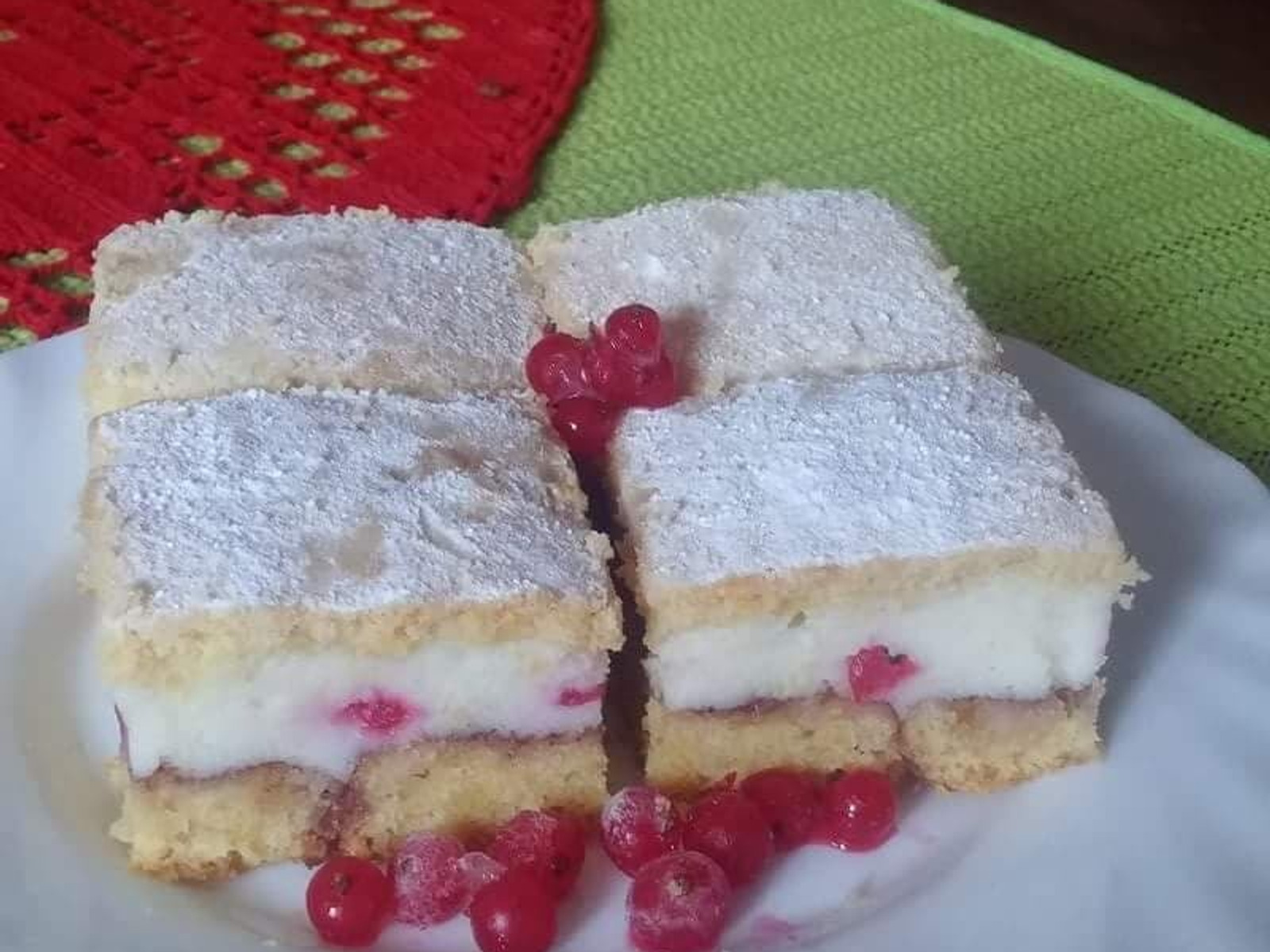 Prhka pita sa kiselim vrhnjem - Coolinarika