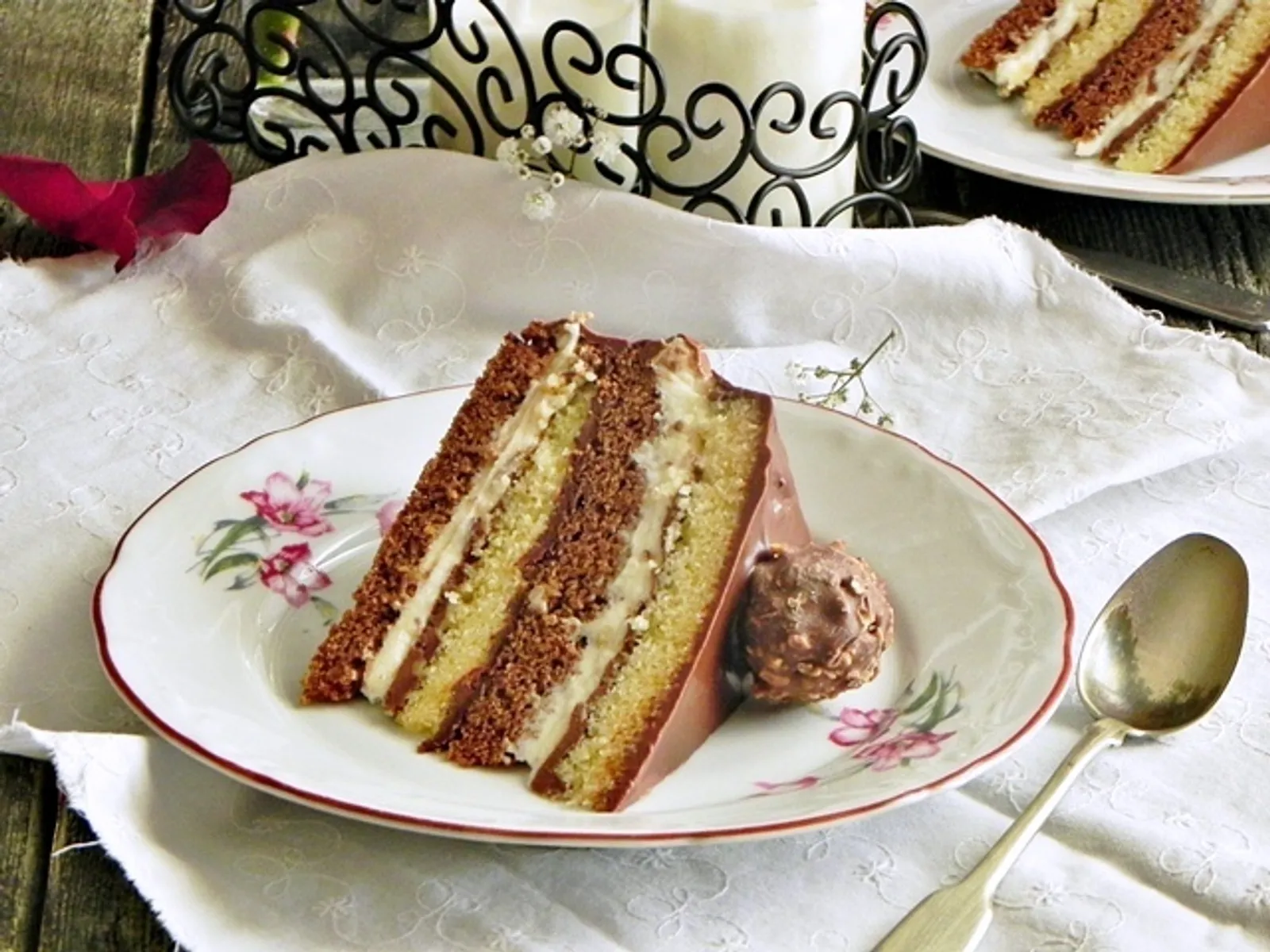 Ganache torta s lješnjacima - Coolinarika