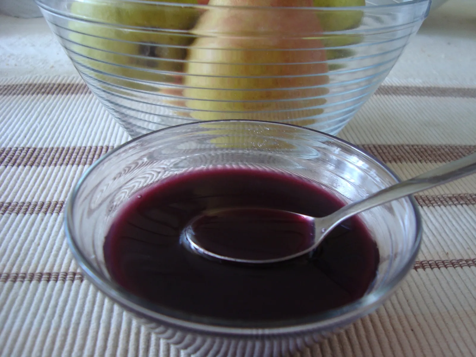 domaći liker s borovnicom i crnim vinom - Coolinarika